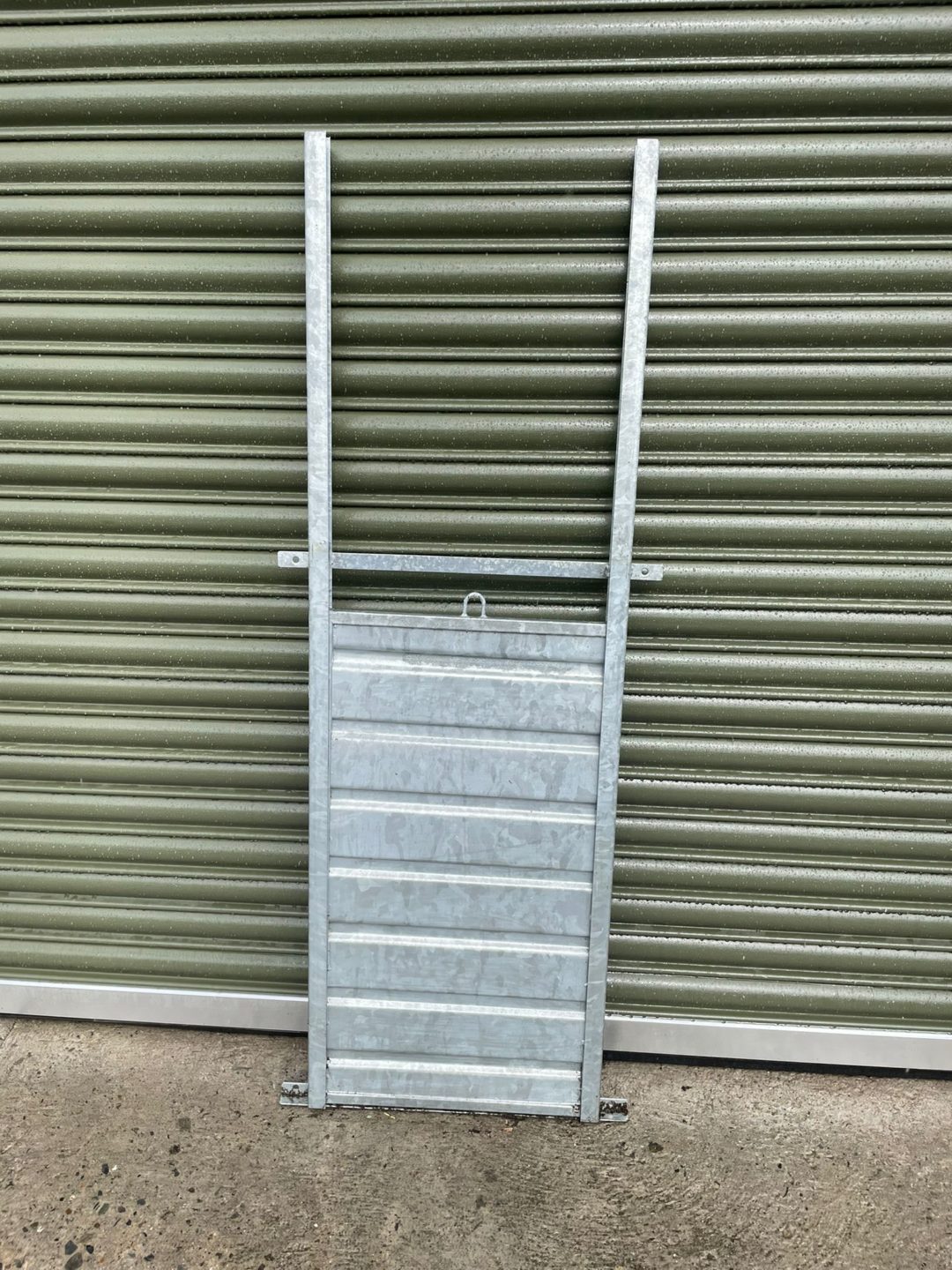 Sliding Hatch for Kennel | Pet Accessories - slaneyside Kennels supplies